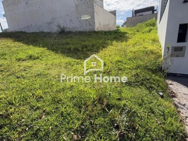 terreno à venda em Jardim Ibirapuera