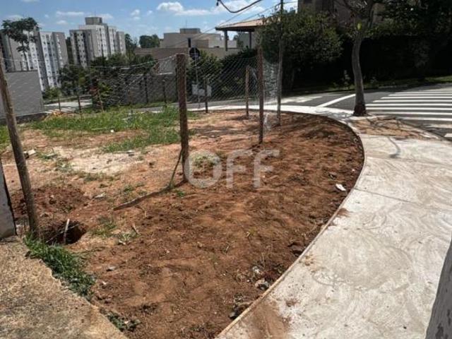 terreno à venda em Jardim Ibirapuera