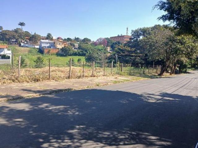 terreno à venda em Jardim Lumen Christi