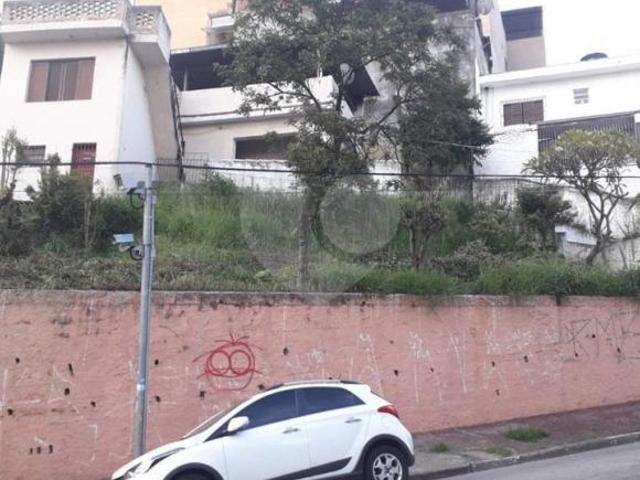 Terreno à venda em Jardim peri SP
