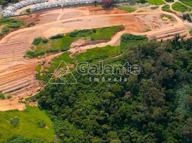 terreno à venda em Jardim Pinheiros