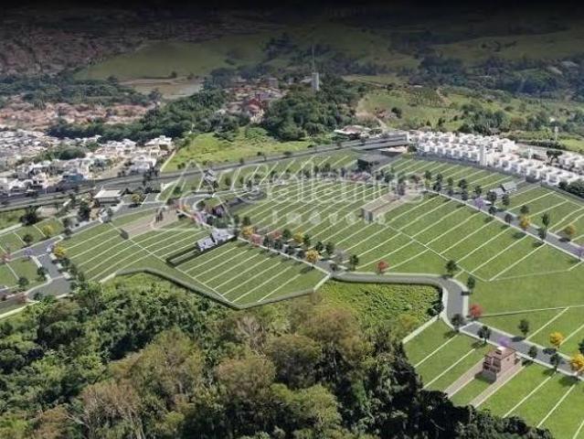 terreno à venda em Jardim Pinheiros