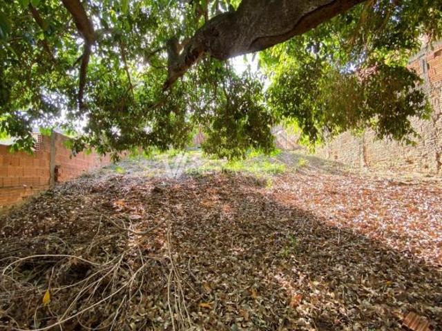 terreno à venda em Jardim São Domingos