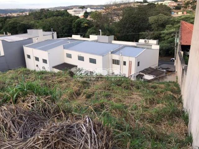 terreno à venda em Jardim São Francisco