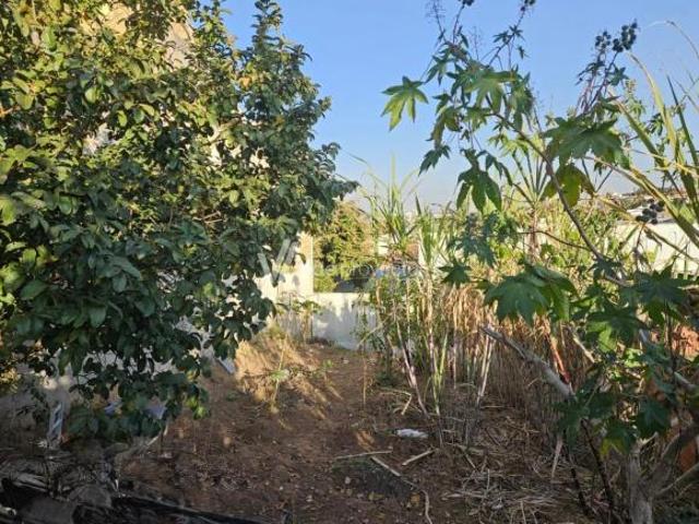 terreno à venda em Jardim Santana