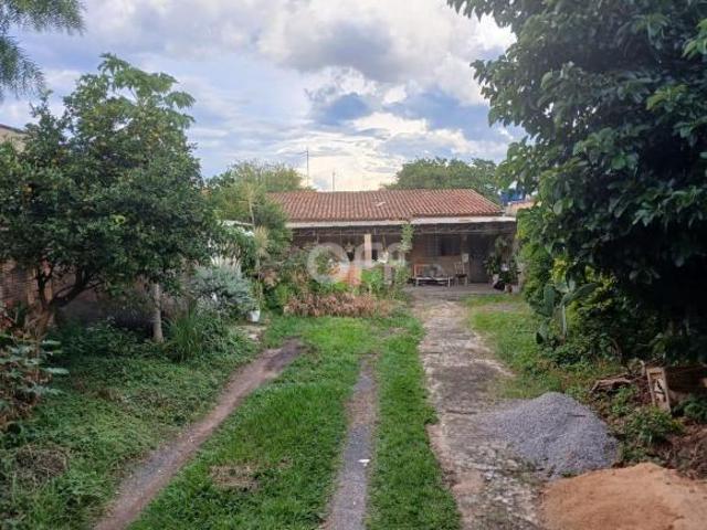 terreno à venda em Jardim Santana