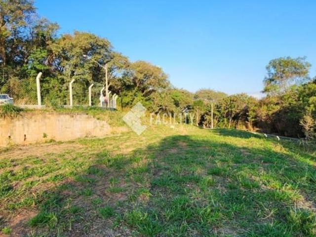 terreno à venda em Jardim Tamoio