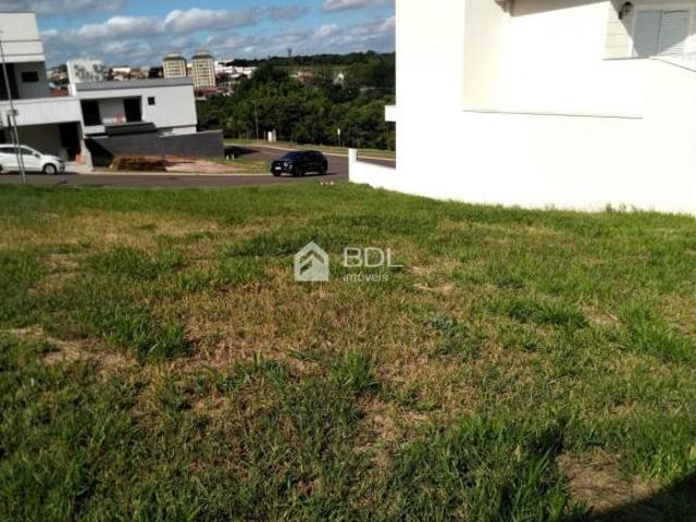 terreno à venda em Jardim Ypê