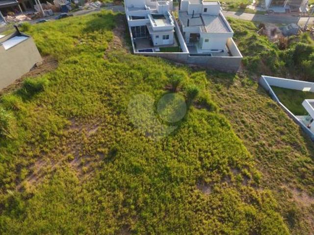 Terreno à venda em Jardim 21 de março SP