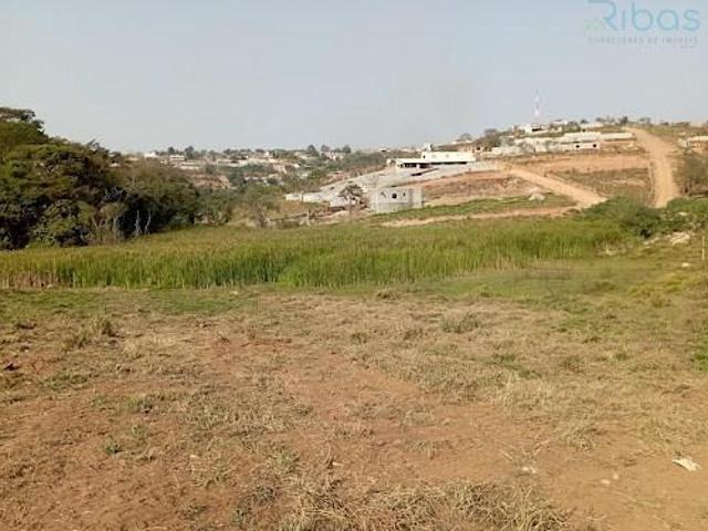 Terreno à venda em Jarinu SP, Nova Trieste, 2.700 m² de área Oportunidade única!