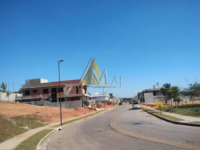 Terreno à venda em Jundiaí SP, bairro Engordadouro, com 300m² de área! Venha conferir!