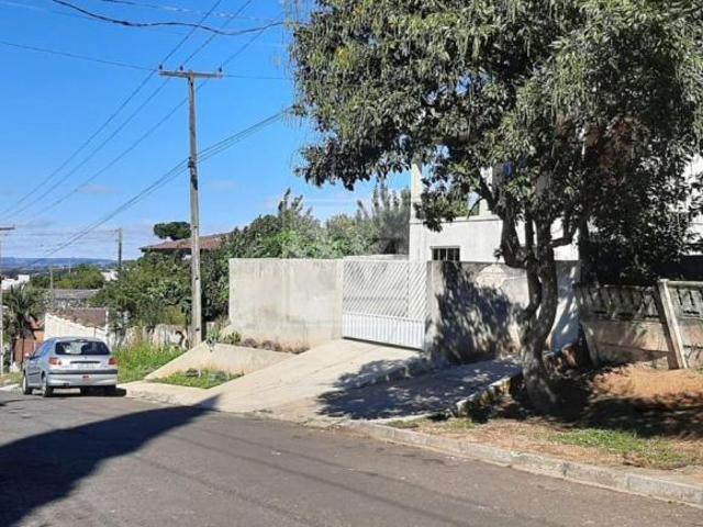 Terreno à venda, em Oficinas, possui 490m². Ponta Grossa/PR