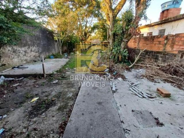 Terreno a venda em ótima localização na praia de Peruíbe Peruíbe/SP