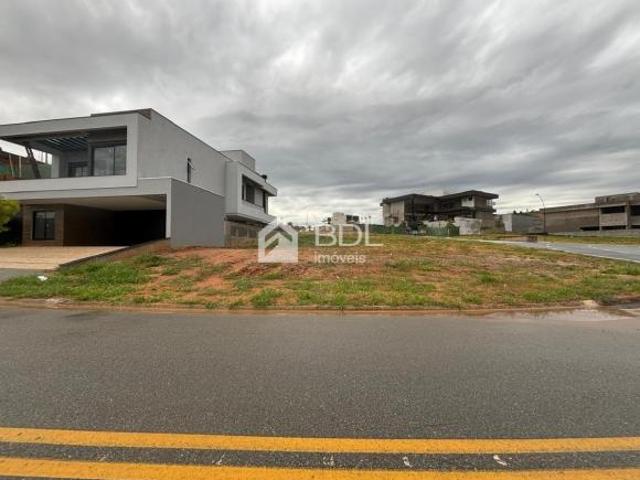 terreno à venda em Loteamento Residencial Arborais
