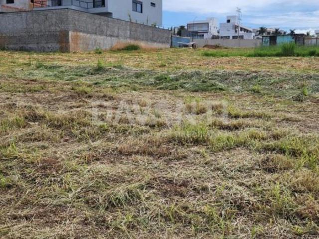 terreno à venda em Loteamento Residencial Arborais