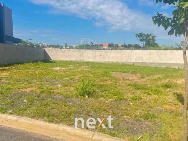 terreno à venda em Loteamento Residencial Arborais