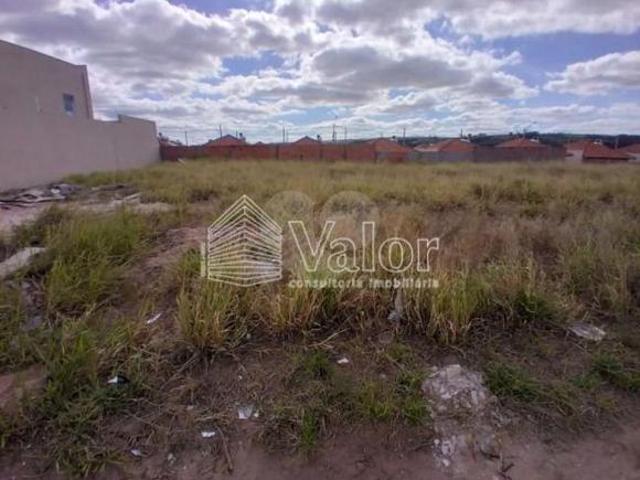 Terreno à venda em Loteamento Residencial Eduardo Abdelnur, São Carlos
