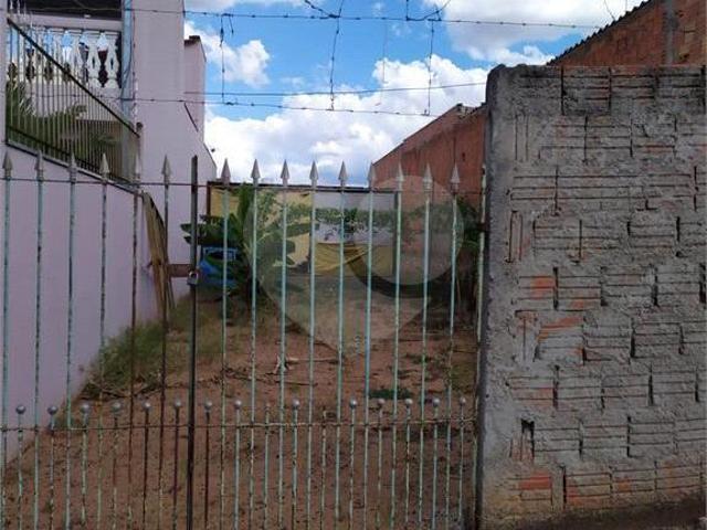 Terreno à venda em Loteamento Social Antenor Garcia, São Carlos