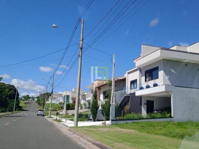 Terreno à venda em Louveira