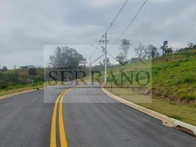 Terreno à venda em Louveira SP, Parque dos Estados 270m² de área!