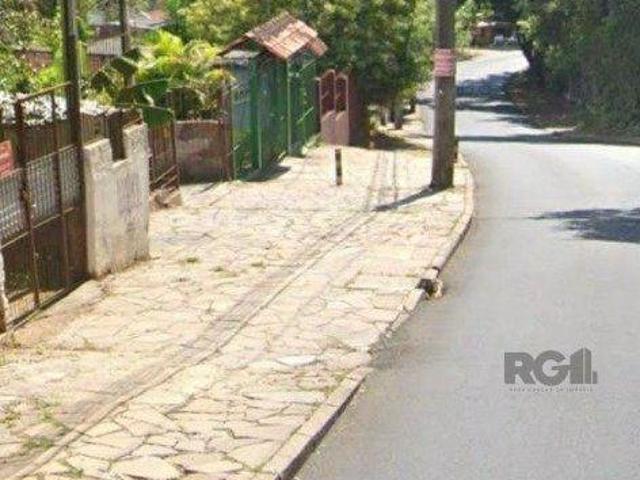 Terreno à venda em Lomba do Pinheiro
