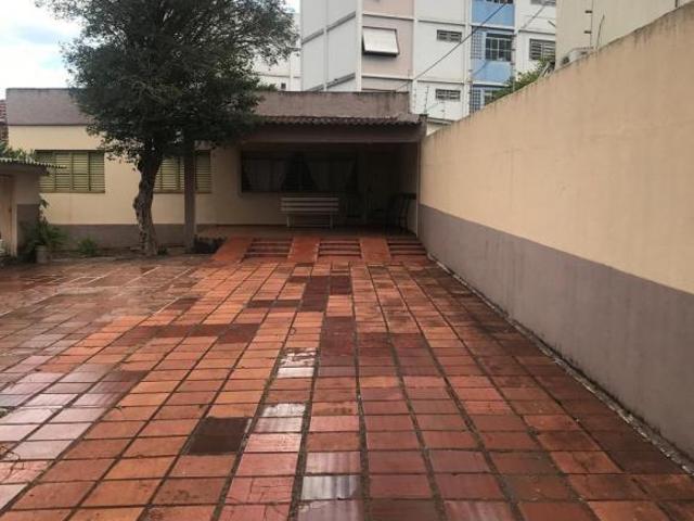 Terreno à venda em Londrina, Boa Vista, com 650 m²