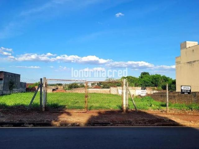 Terreno à venda em Londrina no bairro Santa Terezinha com 856m² de área total, ótima localização, id