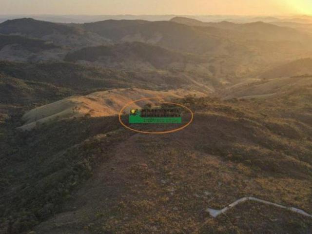 Terreno à venda em Moeda