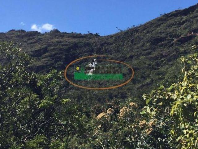 Terreno à venda em Moeda