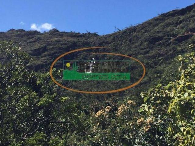 Terreno à venda em Moeda