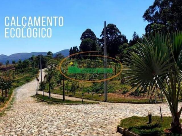 Terreno à venda em Moeda