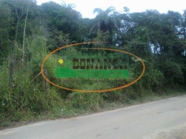 Terreno à venda em Moeda