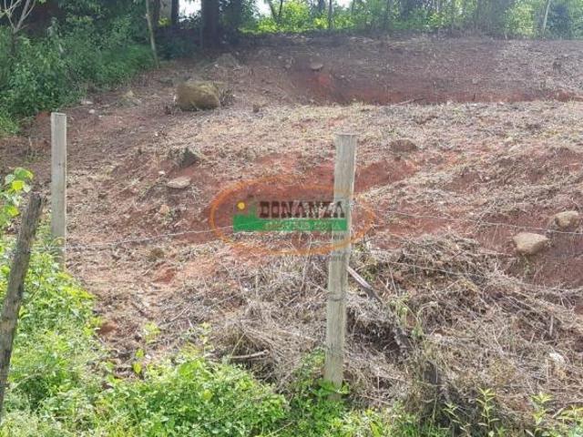 Terreno à venda em Moeda