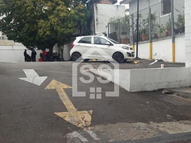 Terreno à venda em Moema
