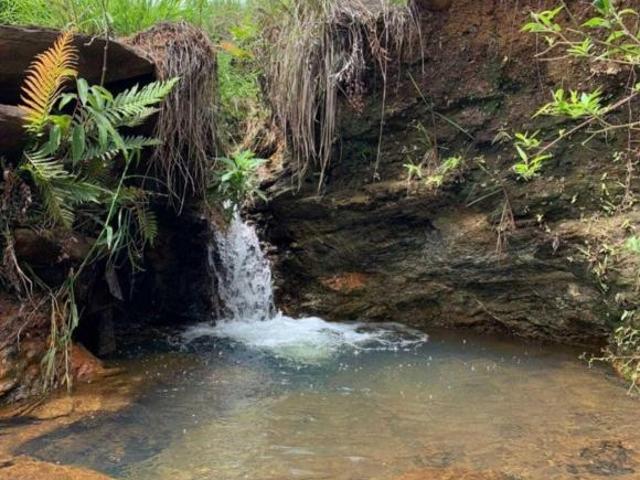 Terreno à Venda em Mateus Leme MG