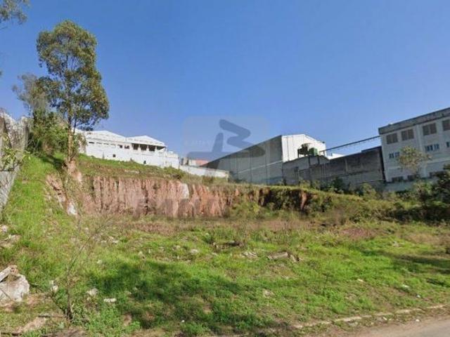 Terreno à venda em Mauá