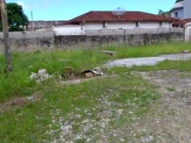 Terreno à venda em Martim de Sá