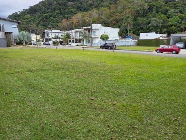 Terreno à venda em Massaguaçu