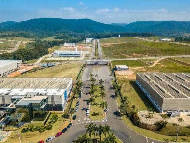 Terreno à venda em Medeiros