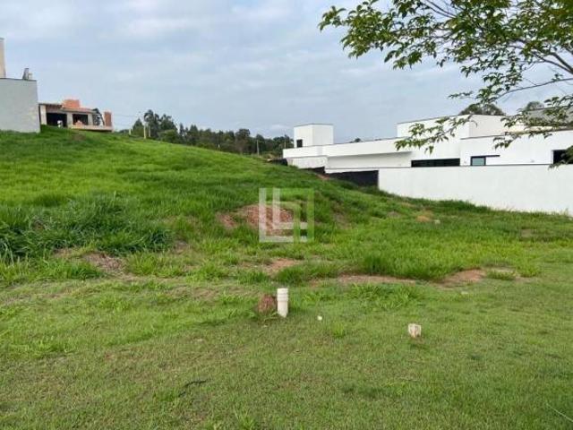 Terreno à venda em Medeiros