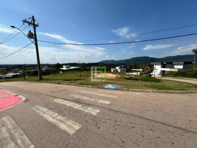 Terreno à venda em Medeiros
