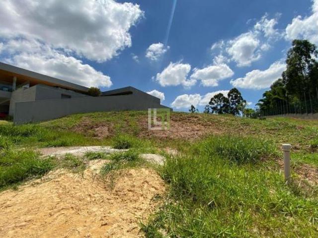 Terreno à venda em Medeiros