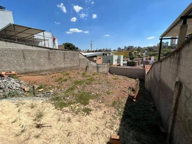 Terreno à venda em Nova Esperança