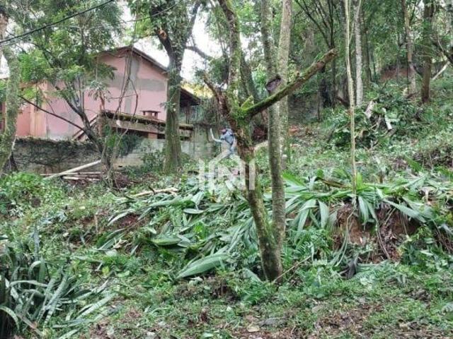 Terreno à venda em Nova Fazendinha