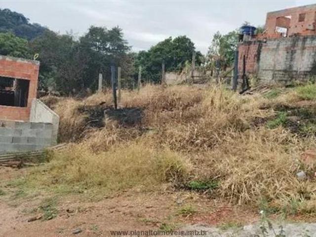 Terreno à venda em Nova Mont Serrat