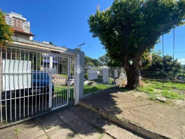 Terreno à venda em Novo Hamburgo, localizada no charmoso Bairro Ideal