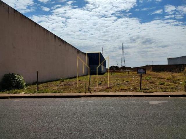 Terreno à venda em Novo Mundo