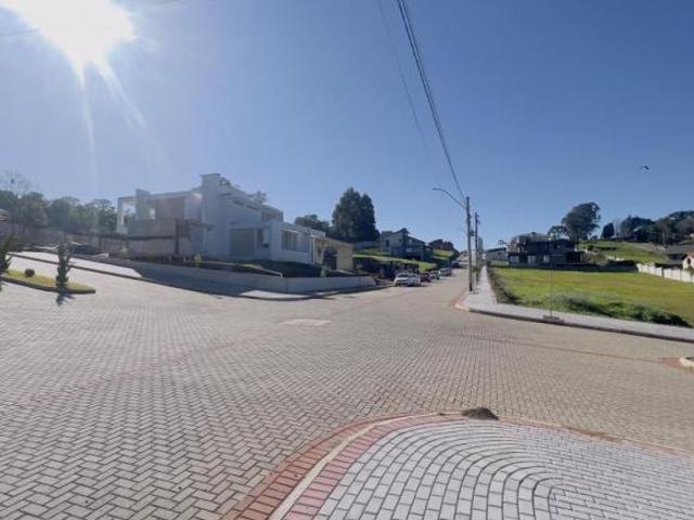 Terreno à venda em Nossa Senhora da Saúde