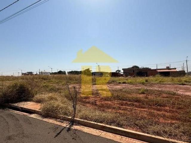 Terreno à venda em São José do Rio Preto SP, bairro Eparque Rio Preto Leste, 200m² de área. Aproveit