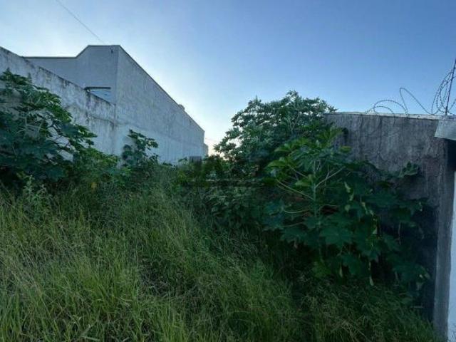 Terreno à venda em São José dos Campos, SP Excelente oportunidade para construir ou investir